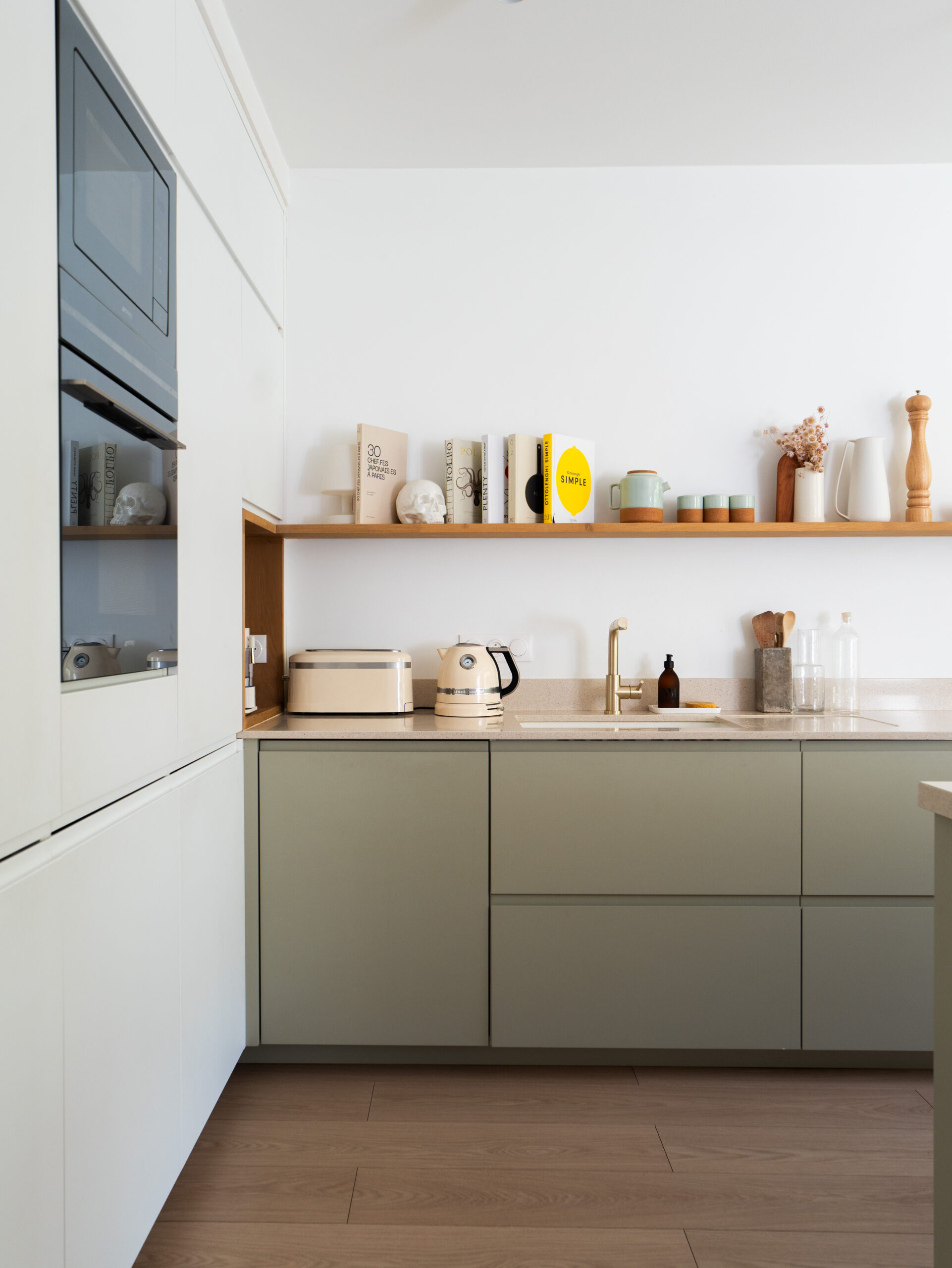 Cuisine ouverte en Laque Mate Seed forme Moderne